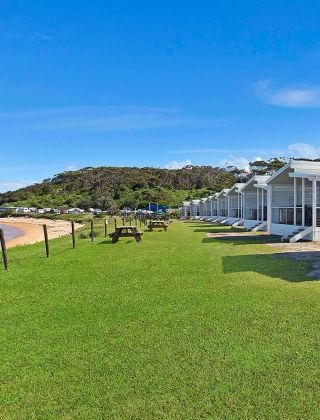 Bateau Bay, Central Coast - Accommodation, things to do & more | Visit NSW