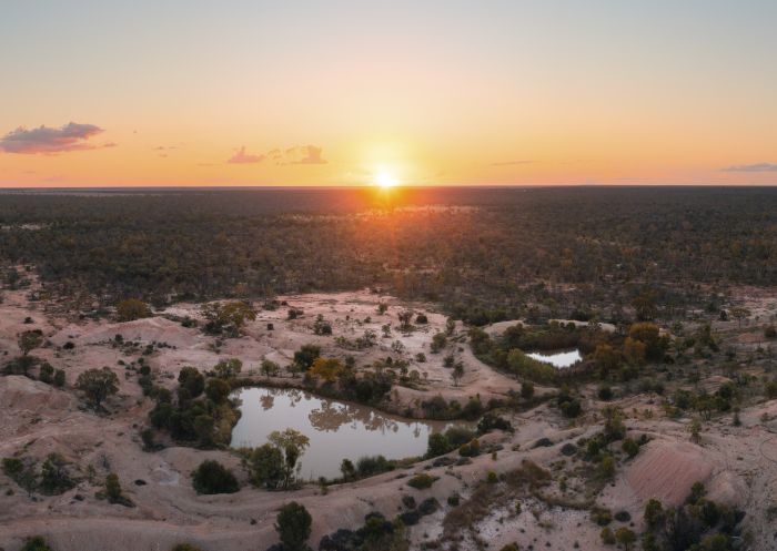 A long weekend in Lightning Ridge | Visit NSW