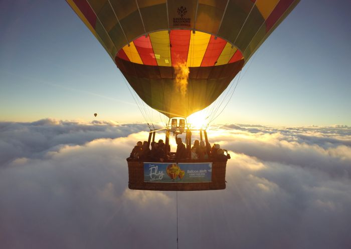 Air sports in NSW: Skydiving, hot air ballooning & more | Visit NSW