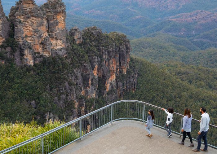Katoomba – Accommodation, things to do & more | Visit NSW
