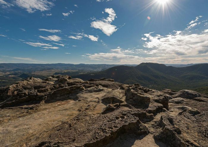 Mount Victoria NSW – Find Accommodation, Restaurants & Walks