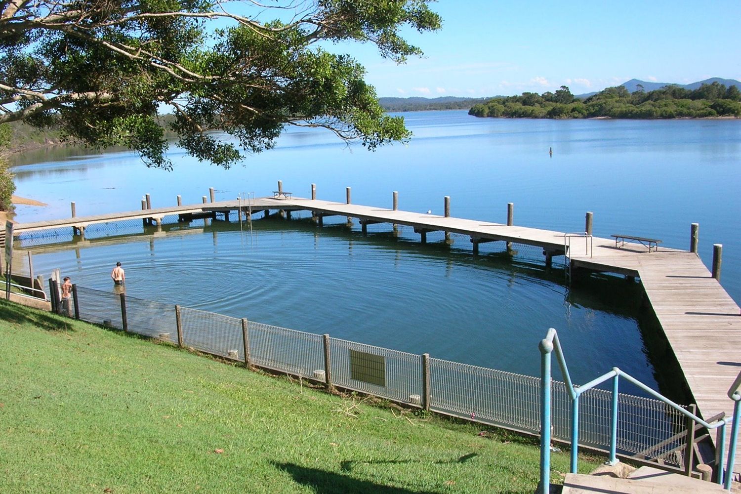 Urunga NSW - Find Accommodation, Walks & Watersports