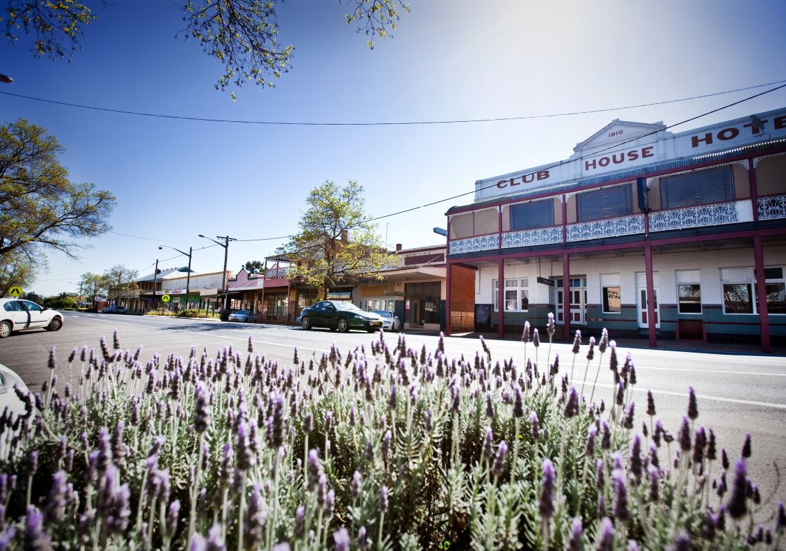 Peak Hill NSW - Plan a Holiday - Caravan Parks & Accommodation