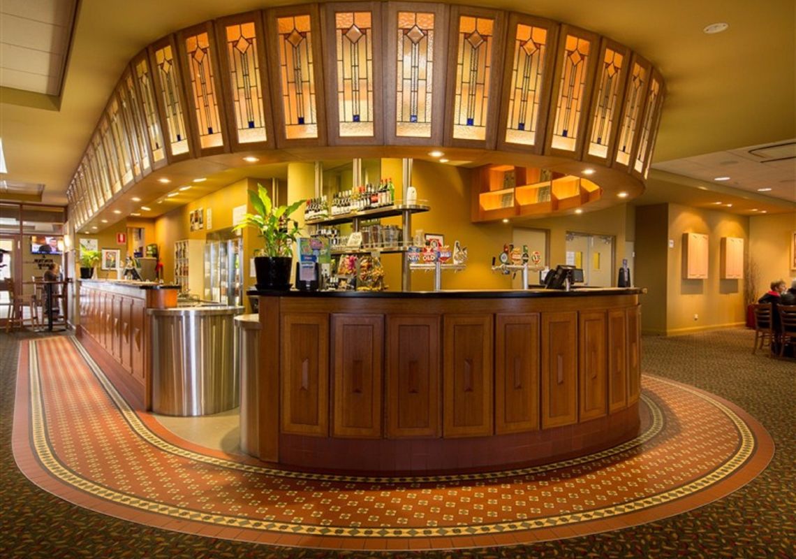 Springwood, NSW – Find Accommodation, Attractions & Walks