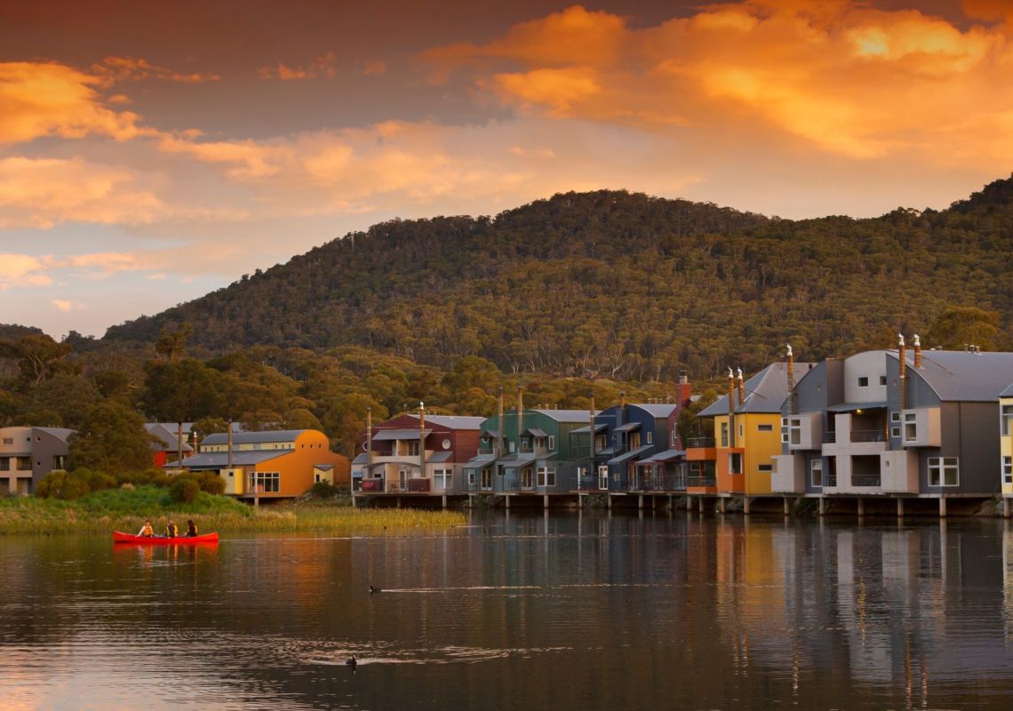 Jindabyne, NSW - Find Things to Do, Maps, Accommodation & Ski Hire