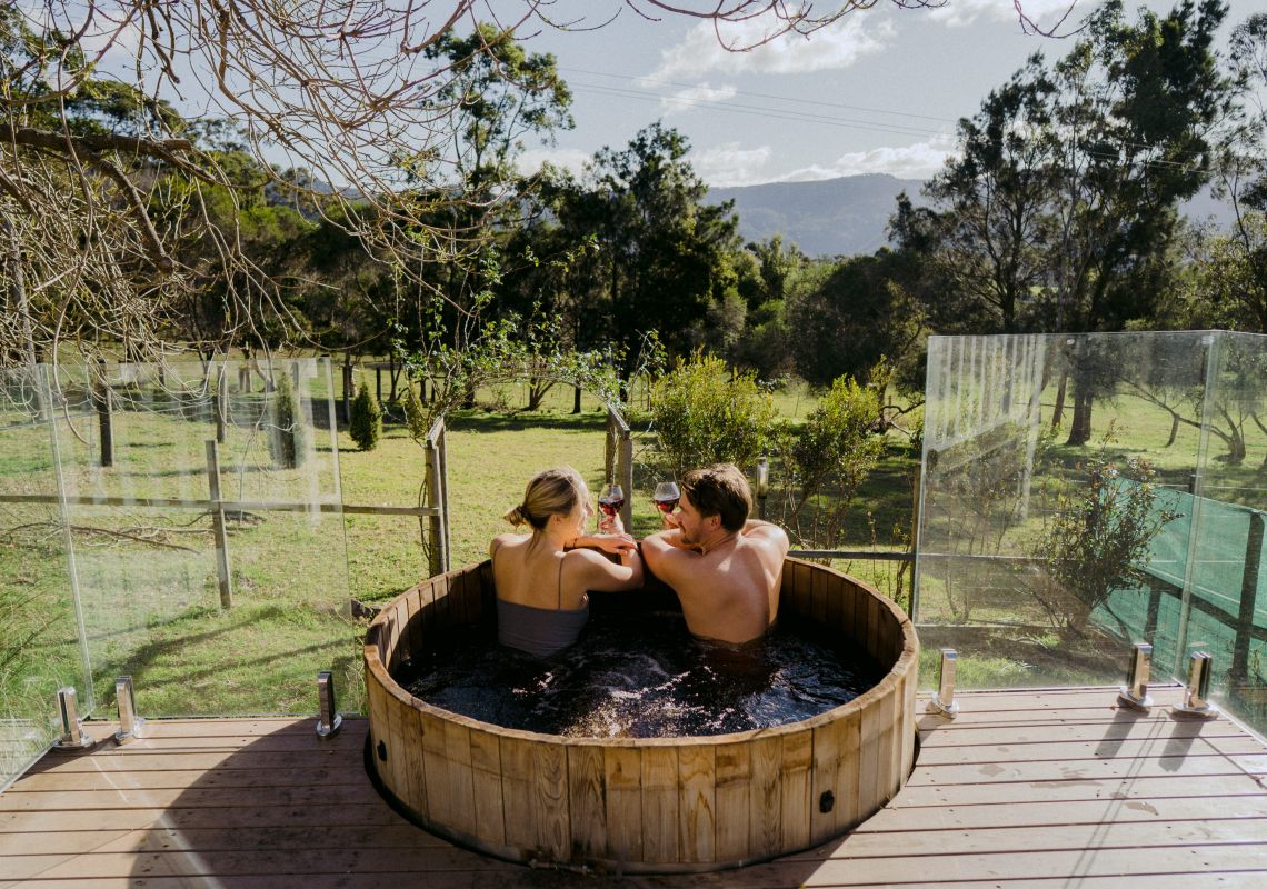 Jamberoo - Accommodation, Maps, Attractions & Events