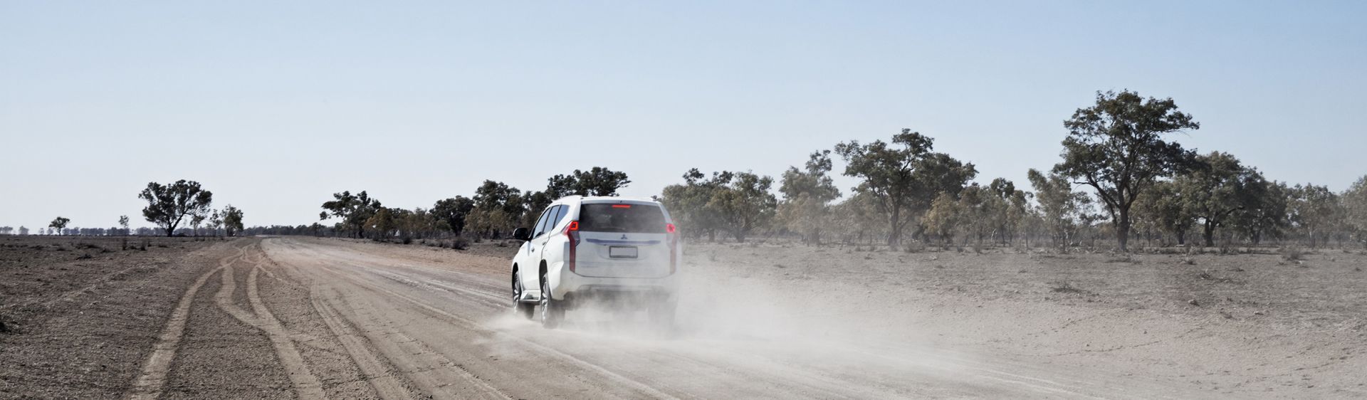 How To Get To Outback NSW - Plan a Holiday - Drives, Bus & Trains