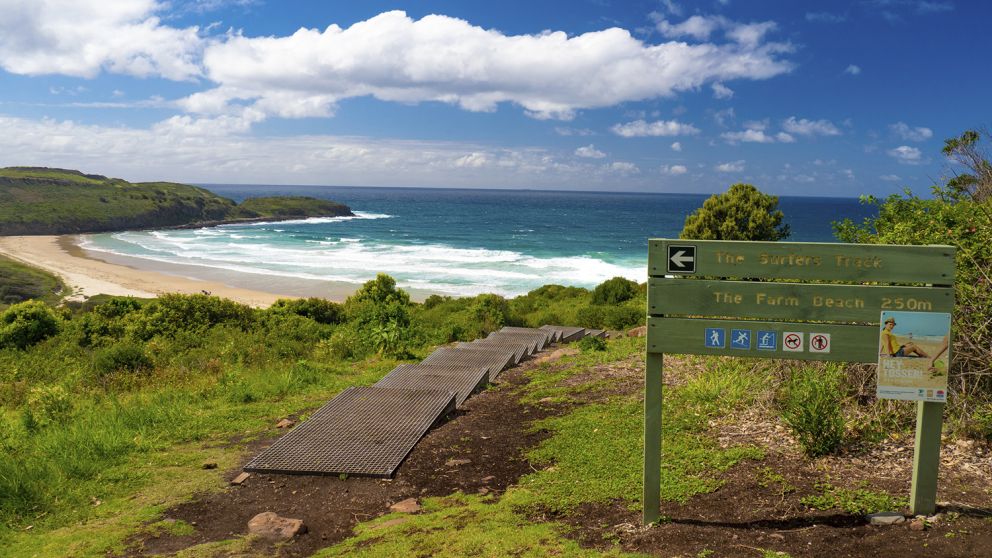 Shellharbour NSW - Plan a Holiday - Beach, Maps & Accommodation