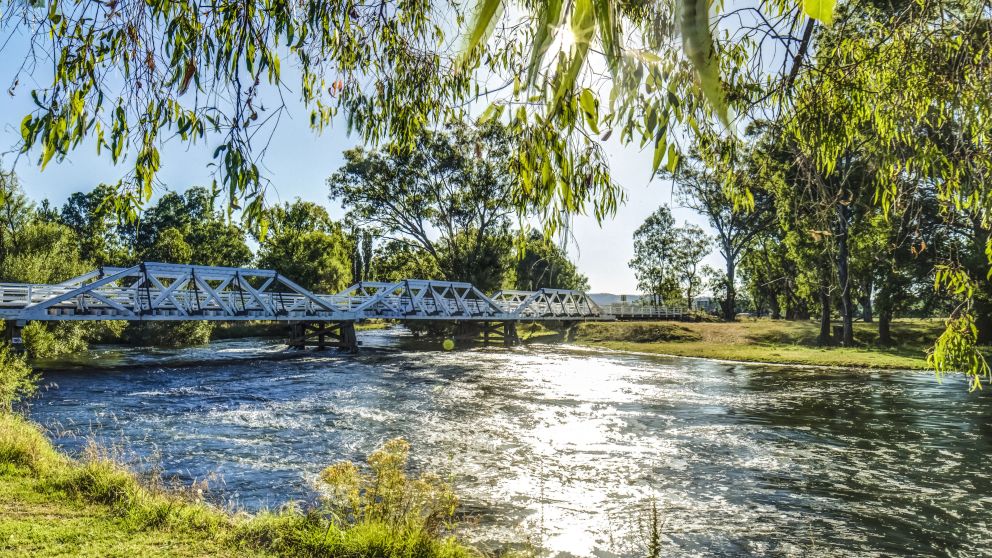 Tumut NSW - Plan a Nature Holiday - Outdoor Activities & Accommodation