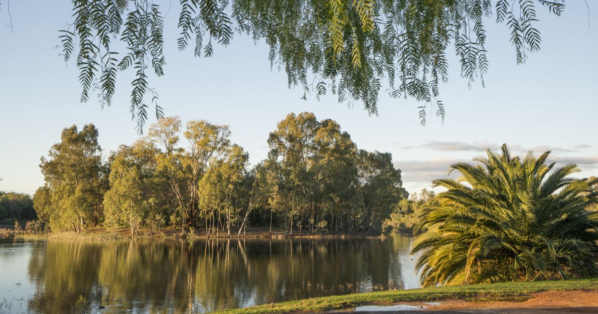 Cobar NSW - Plan a Holiday - Caravan Parks, Maps & Accommodation