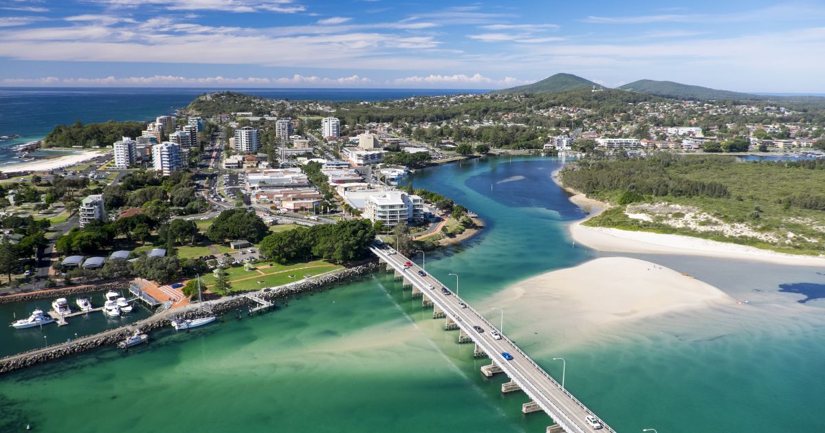 Forster NSW - Plan a Holiday - Things to Do, Hotels, Beach & Caravan Parks