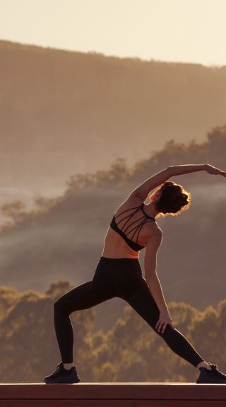 Yoga with a view: eight classes immersed in nature in NSW| Visit NSW