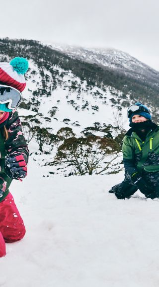A 3-day winter itinerary in the Snowies with kids | Visit NSW